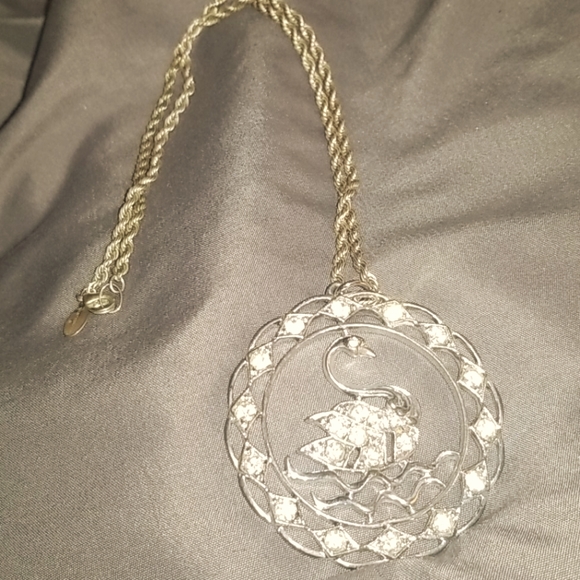 Worthington | Jewelry | Vintage Swan With Crystals Pendant Necklace ...